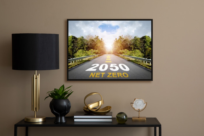 Plakat Net zero by 2050. Text Net Zero 2050 with arrow symbol written ...